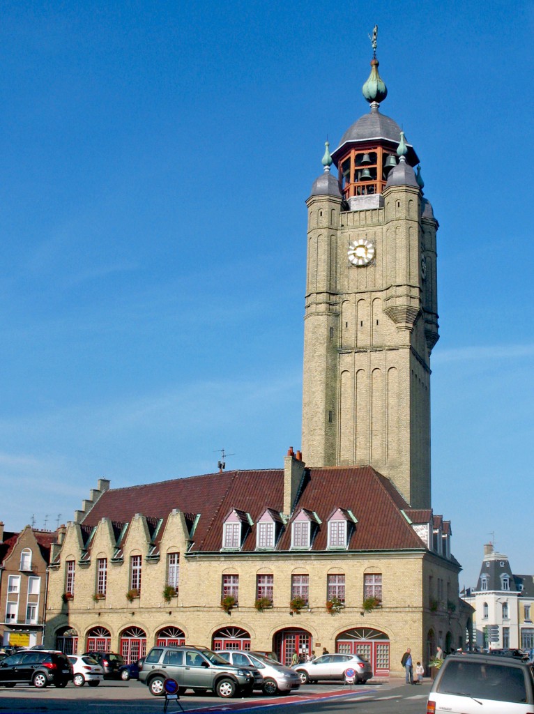 Discover the historic town of Bergues - French Moments