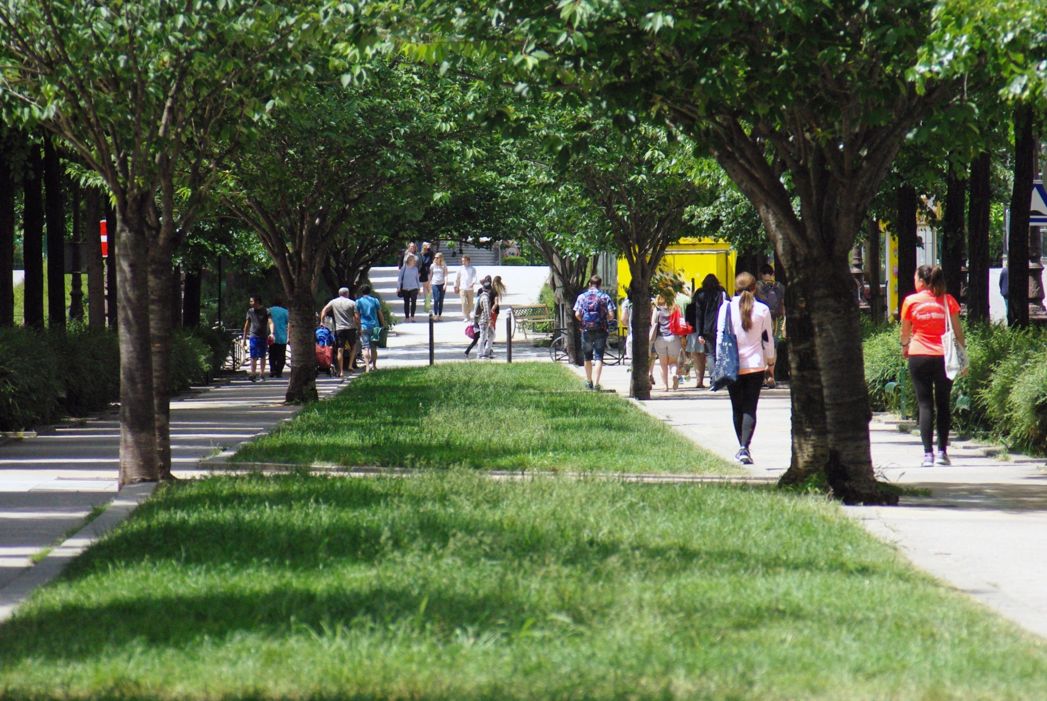La Promenade Plantée: a lovely stroll in Paris - French Moments