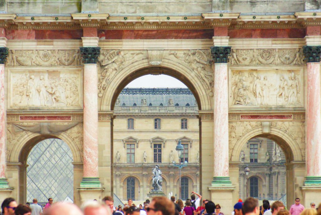 A Guide to the Historical Axis of Paris - French Moments