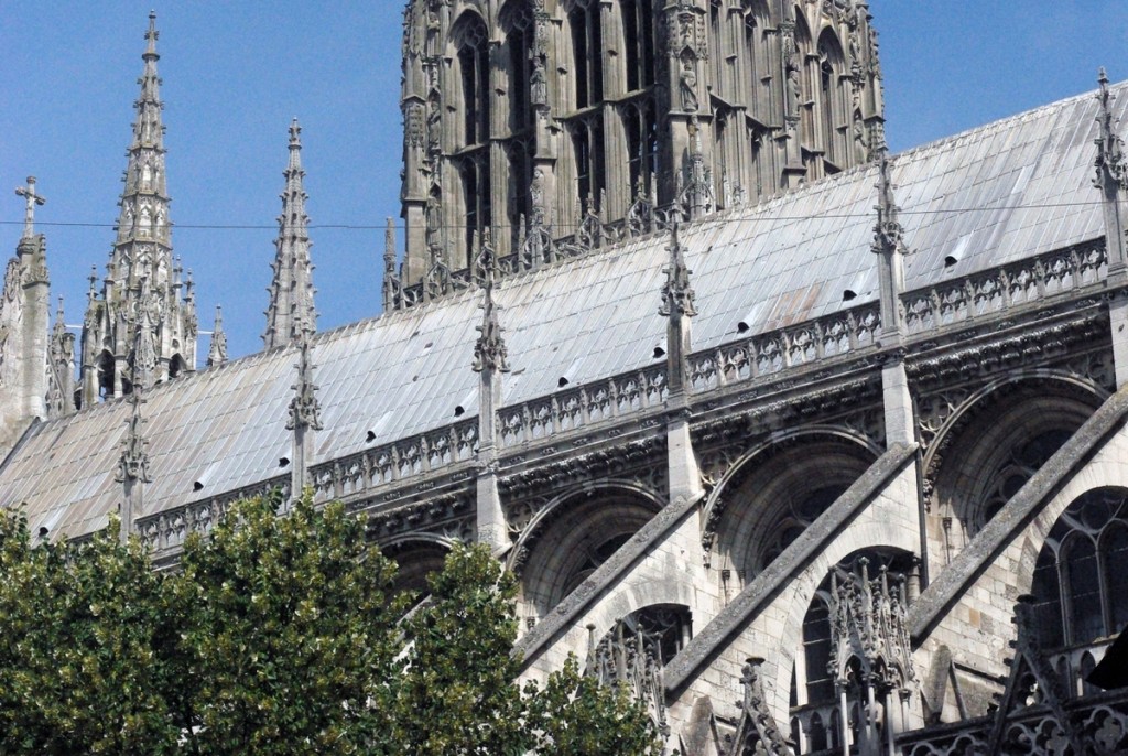 Explore Rouen Cathedral, France tallest church! - French Moments