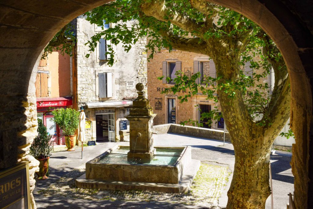 Gordes in Provence: What to See and Do - French Moments