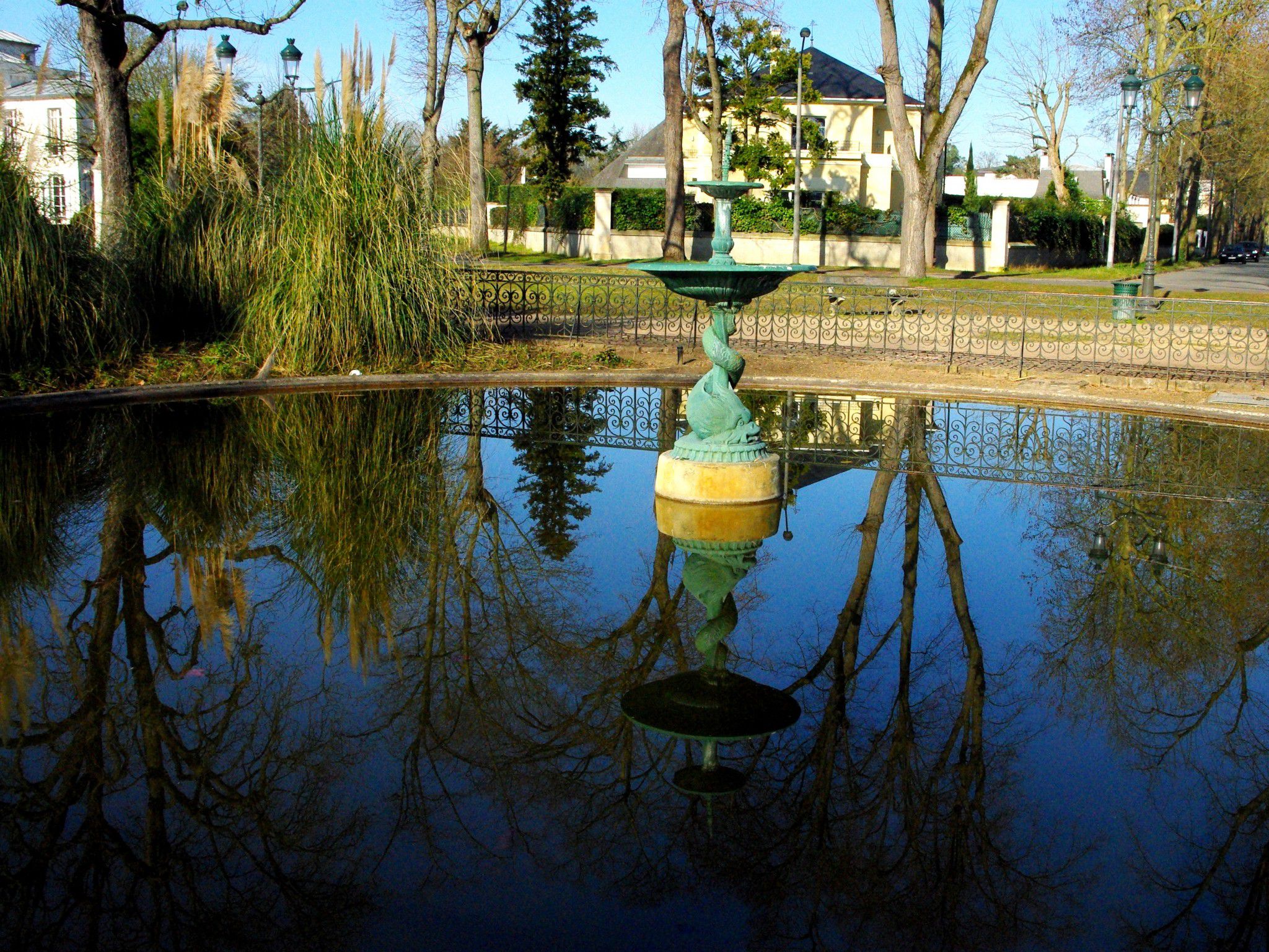 Discover Maisons-Laffitte in the Paris region - French Moments