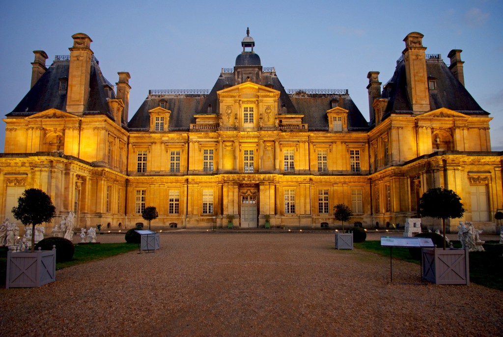 Discover Maisons-Laffitte in the Paris region - French Moments