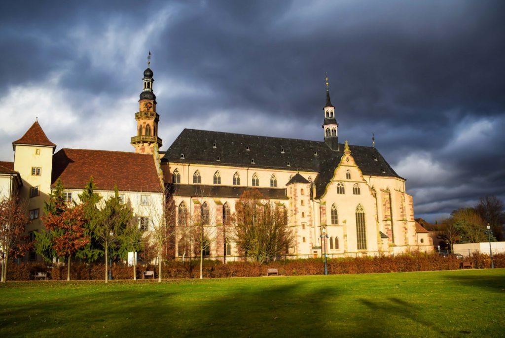 Discover the scenic Alsace Wine Route - French Moments