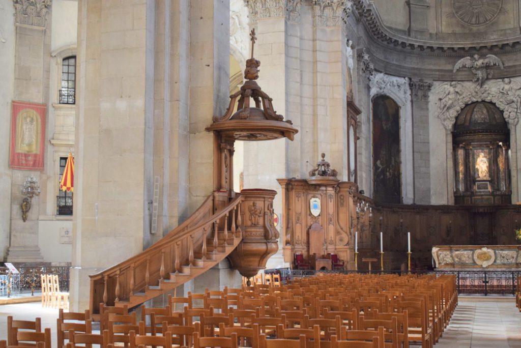 Discover the classical church of Nancy Cathedral - French Moments