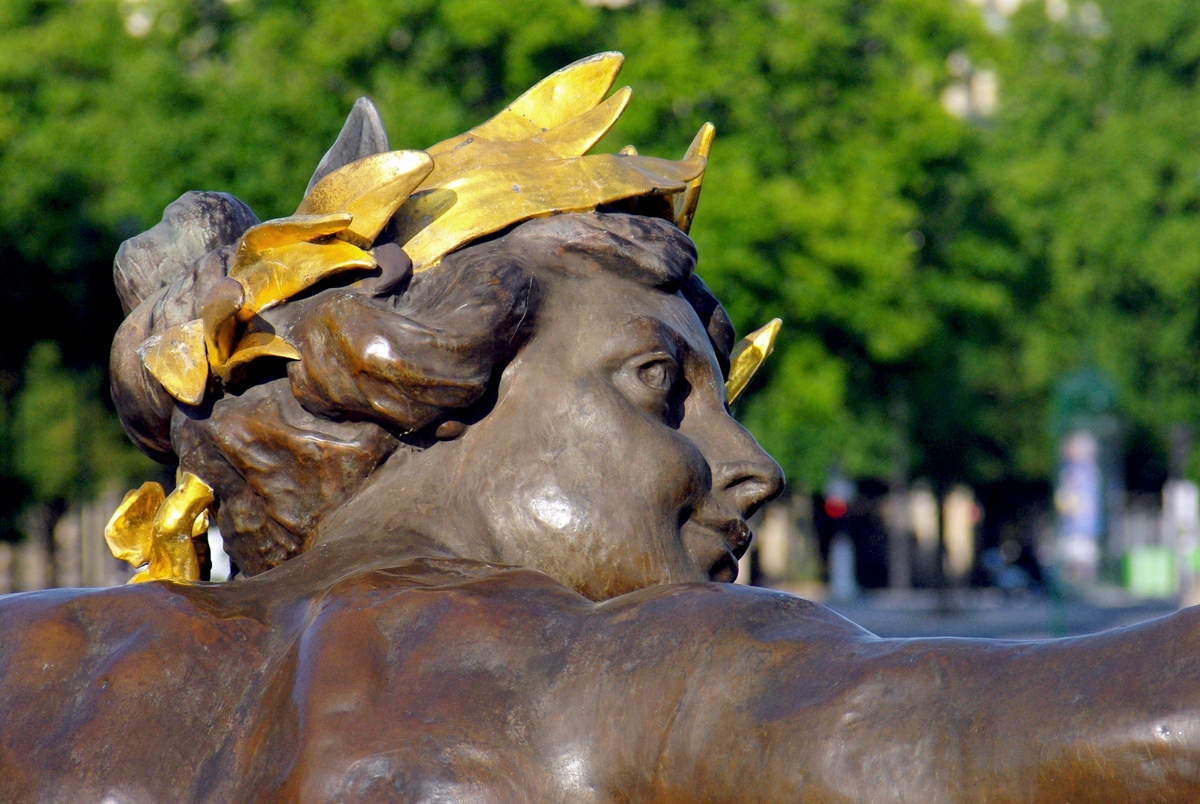 Why Pont Alexandre III is Paris' most beautiful bridge - French Moments