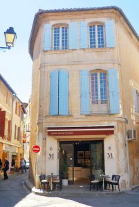 Explore the little town of Saint-Rémy-de-Provence - French Moments