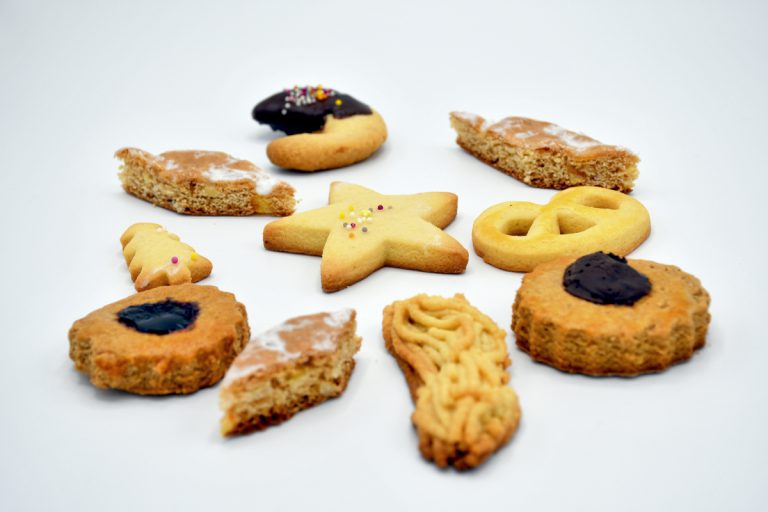 10 Most Popular French Cookies for a Delicious Experience - French Moments