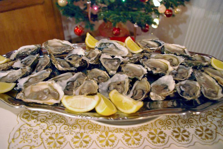 15 French Traditions of Christmas You Should Know! - French Moments