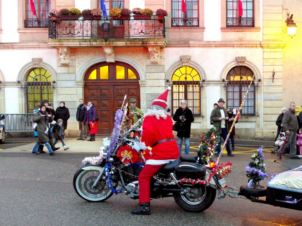 The formidable story of Santa Claus in France - French Moments