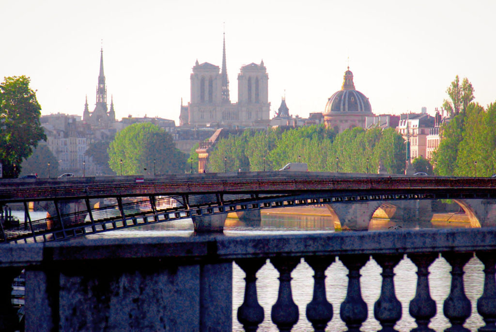 Discover the Quais de la Seine: Paris's Timeless Treasure - French Moments
