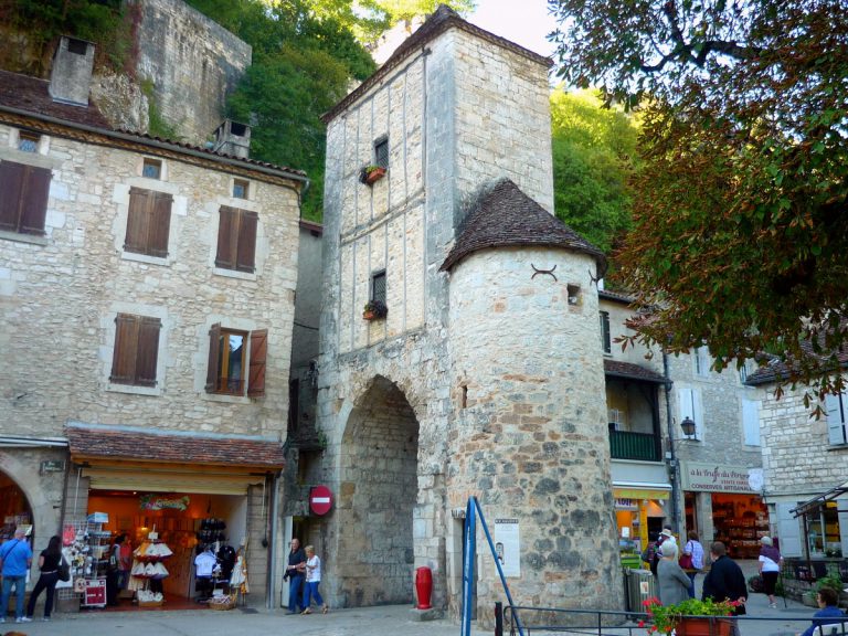 Rocamadour: The Vertiginous Citadel of Faith - French Moments