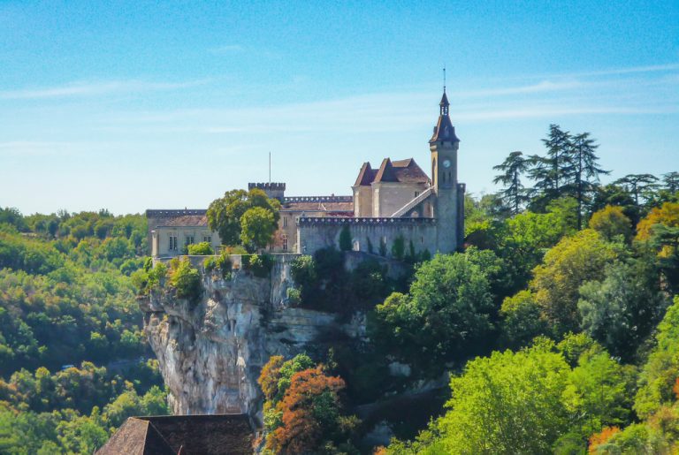 The Legend of Durandal: Roland's Magic Sword in Rocamadour - French Moments