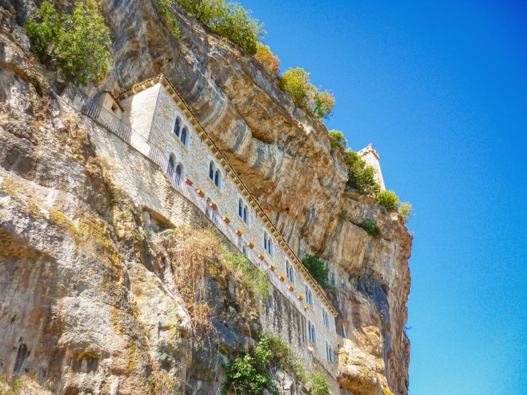 The Legend of Durandal: Roland's Magic Sword in Rocamadour - French Moments