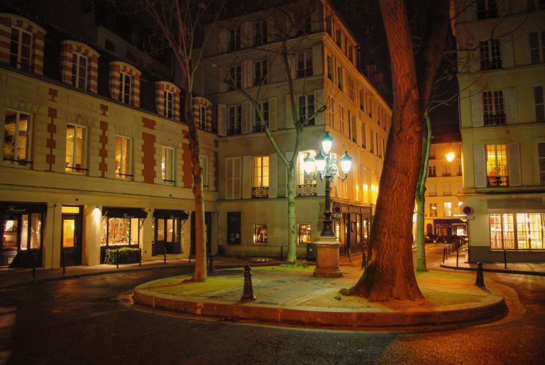 Top 10 Most Beautiful Squares of Paris - French Moments