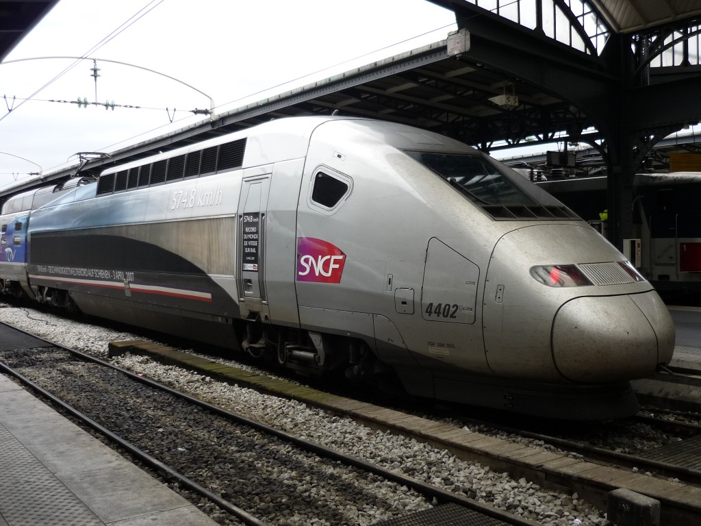 Get on the new TGV between Paris and Barcelona! - French Moments