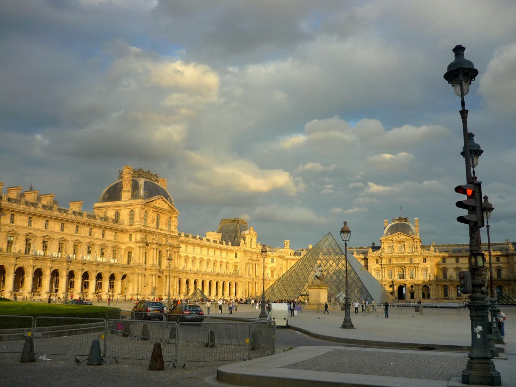 Top 10 Most Famous Monuments of Paris - French Moments