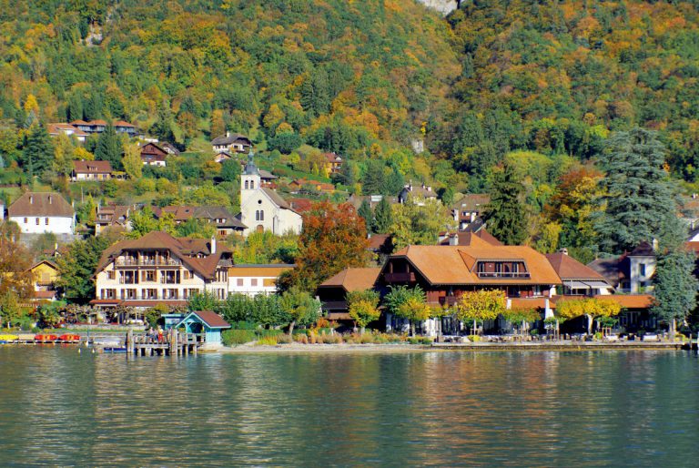 Discover the village of Talloires by Lake Annecy - French Moments