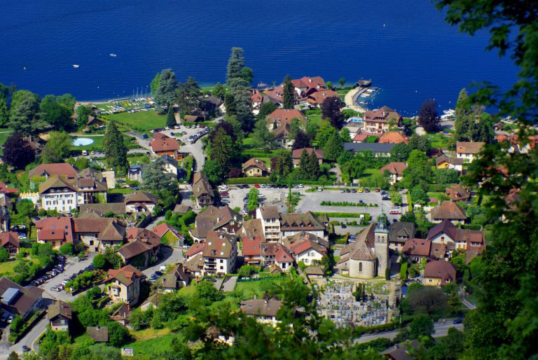 Discover the village of Talloires by Lake Annecy - French Moments