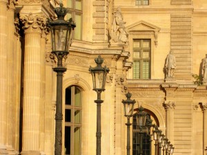 What Are The Different Lamp Posts Of Paris? - French Moments