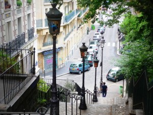 What Are The Different Lamp Posts Of Paris? - French Moments