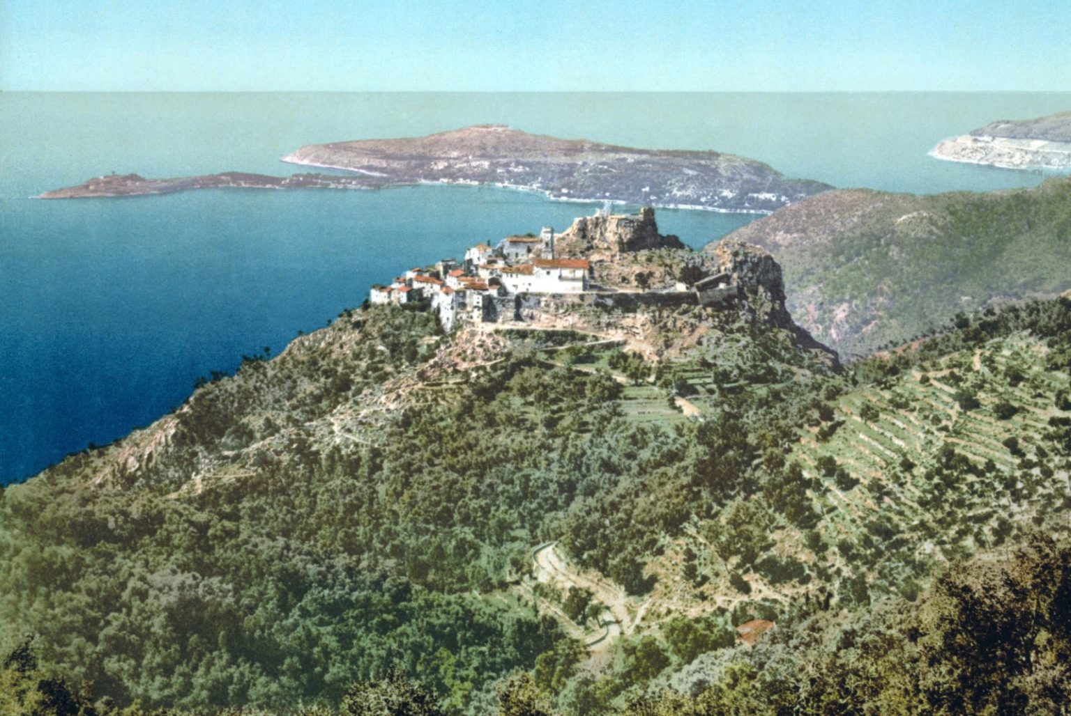 Eze, The Gem of the French Riviera - French Moments