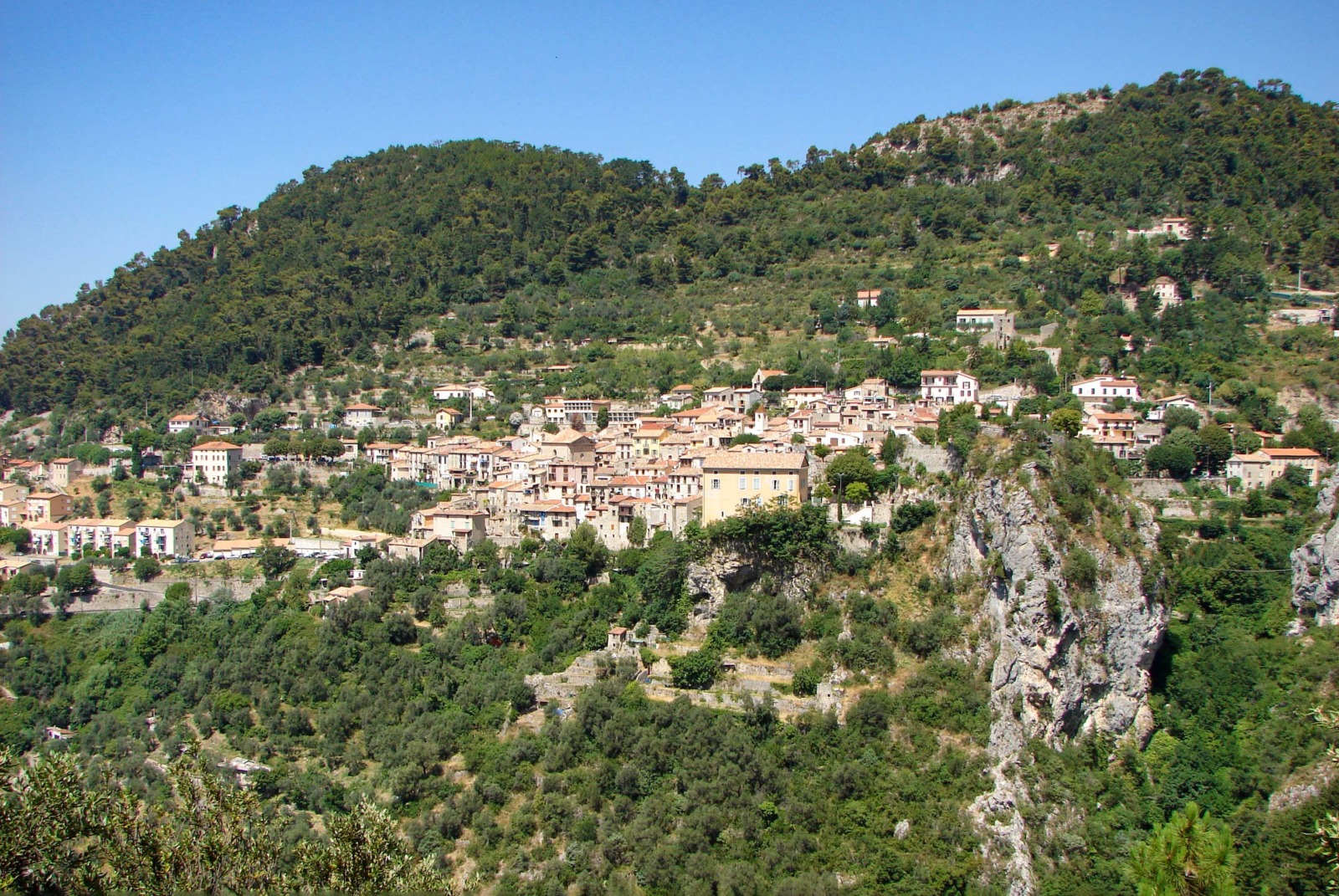 Peille, a hilltop village in the Nice Hinterland - French Moments
