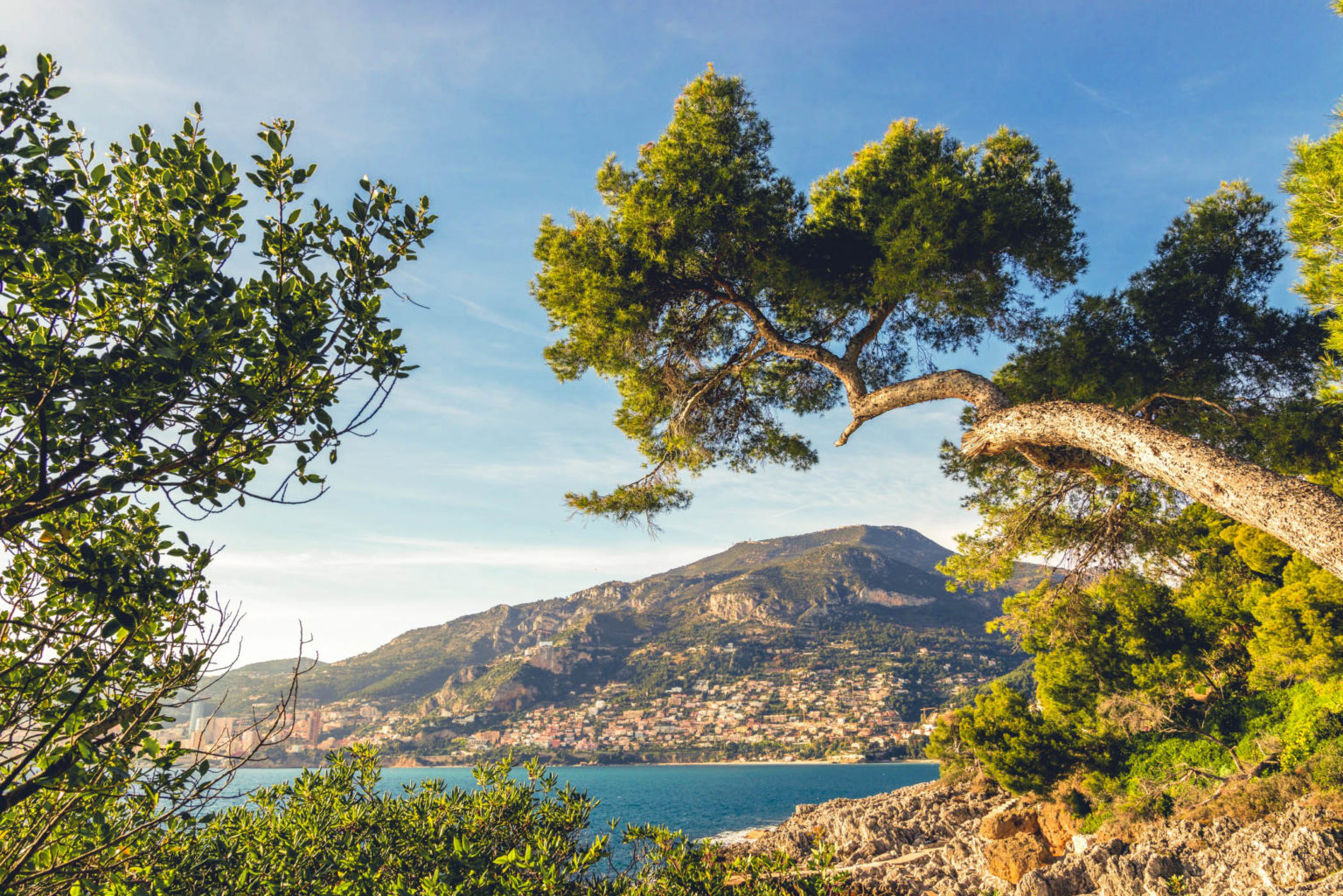 Roquebrune-Cap-Martin: A Discovery Guide - French Moments