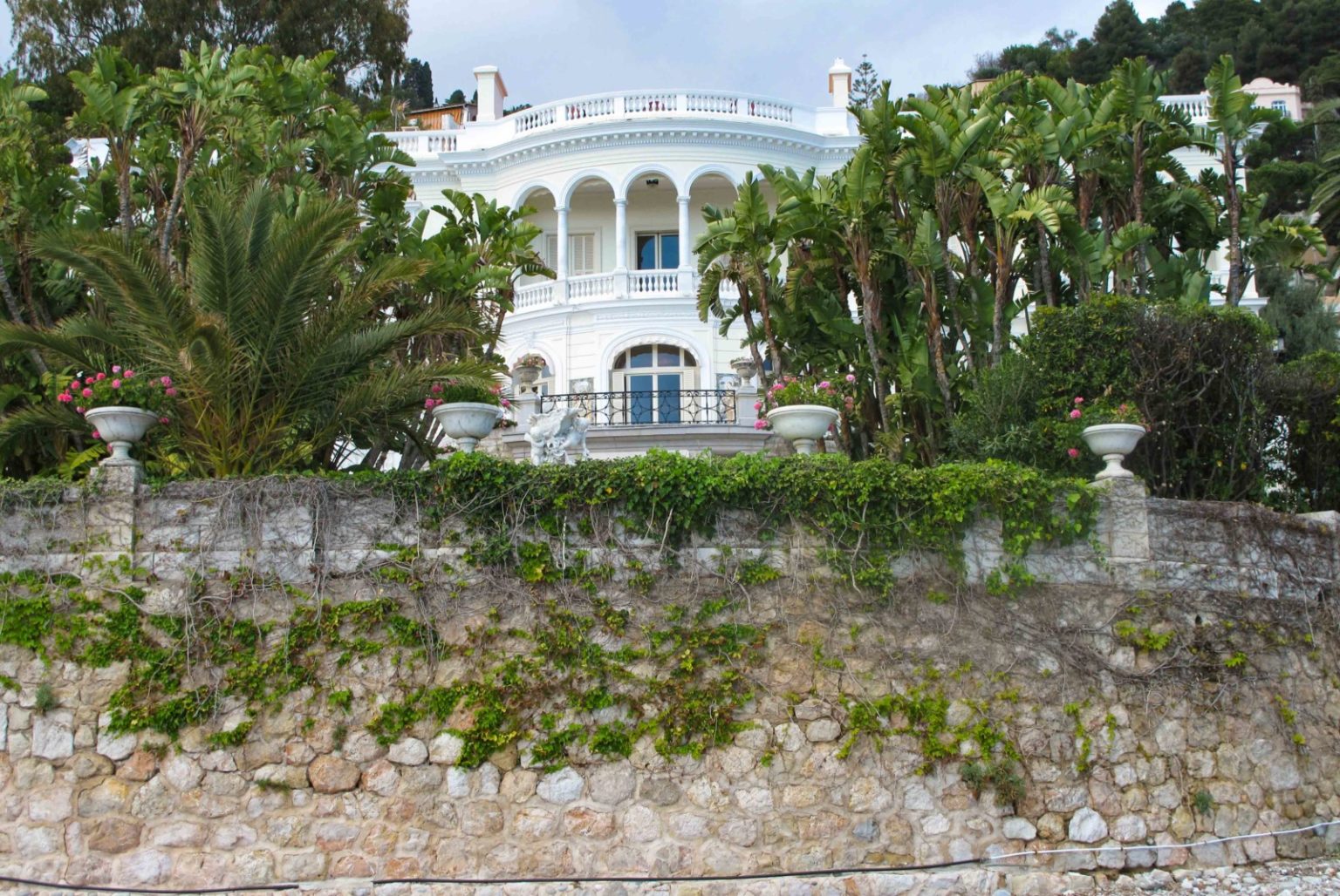 Roquebrune-Cap-Martin: A Discovery Guide - French Moments