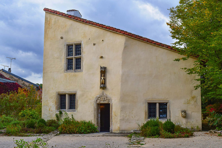 Top 50 Most Famous Monuments of France - French Moments