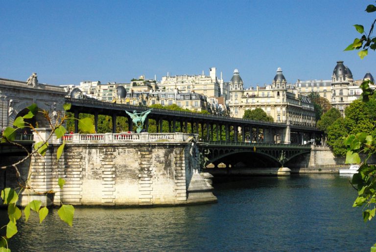 Top 10 Most Beautiful Bridges of Paris - French Moments