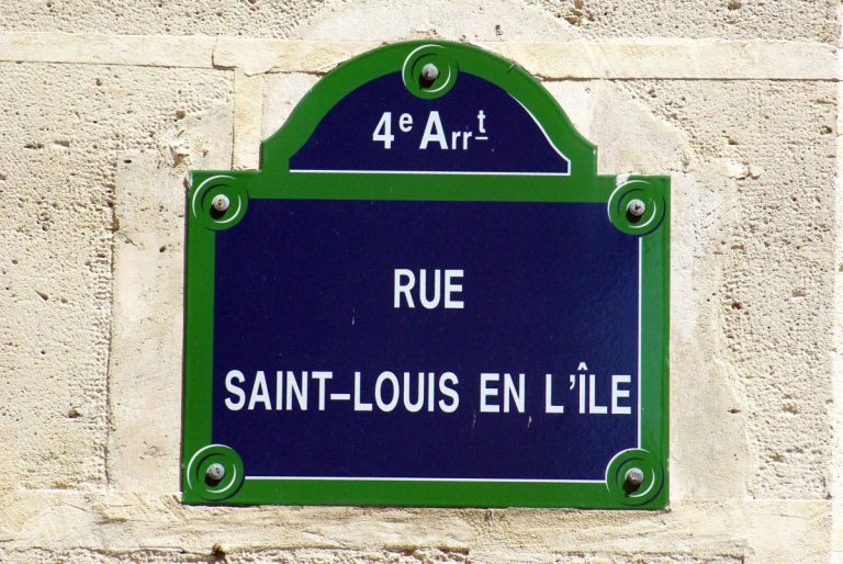 Discover the Ile Saint-Louis, Paris' treasure island - French Moments