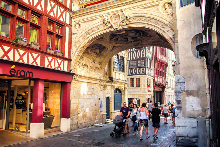 The Gros-Horloge: Rouen’s Iconic Timekeeper Through the Age - French ...