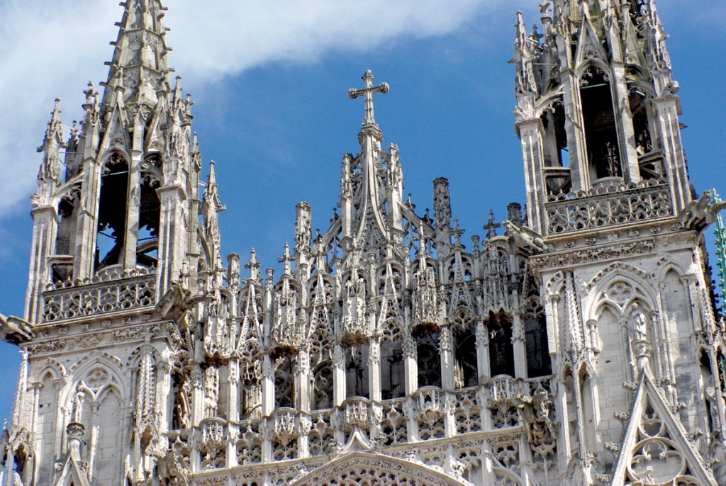 Explore Rouen Cathedral, France tallest church! - French Moments