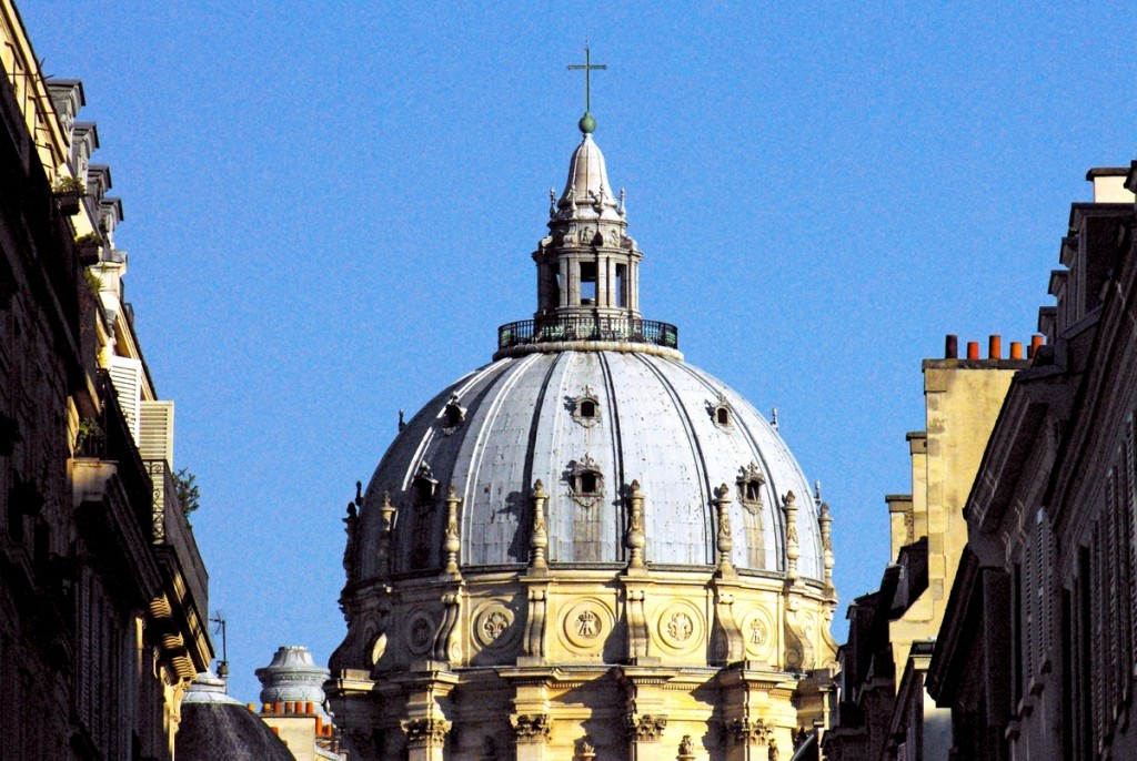 Parisian landmarks with the ABC of Paris - French Moments