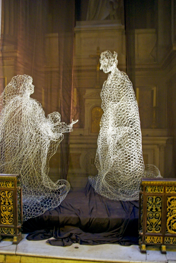 Christmas Nativity Scenes in Paris - French Moments