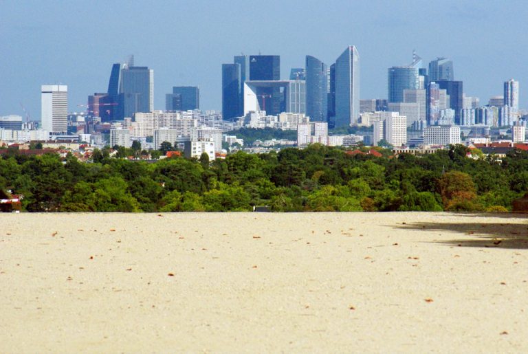 A Guide to the Historical Axis of Paris - French Moments