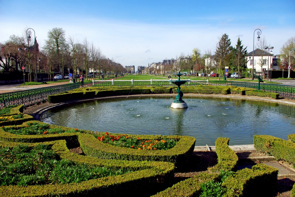 Discover Maisons-Laffitte in the Paris region - French Moments