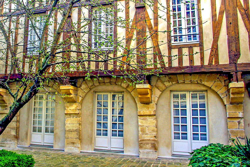 Rue de Braque: Discovering a Hidden Gem of Old Paris - French Moments