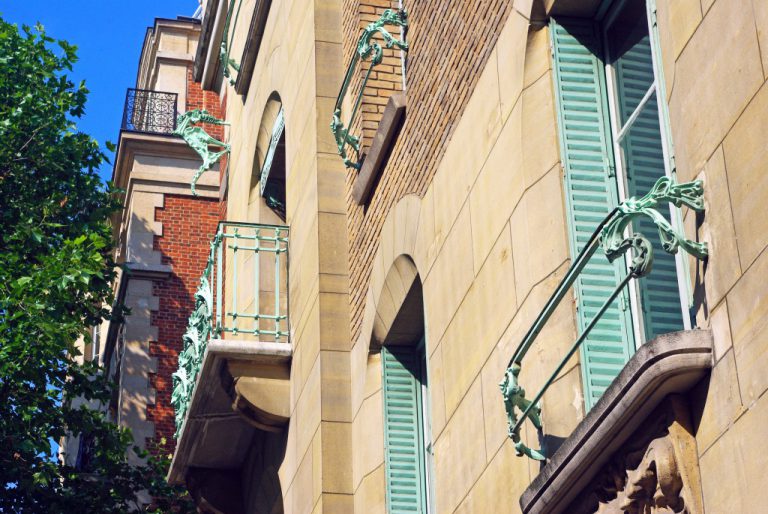 Castel Béranger: A Paris Art Nouveau Masterpiece by Hector Guimard ...