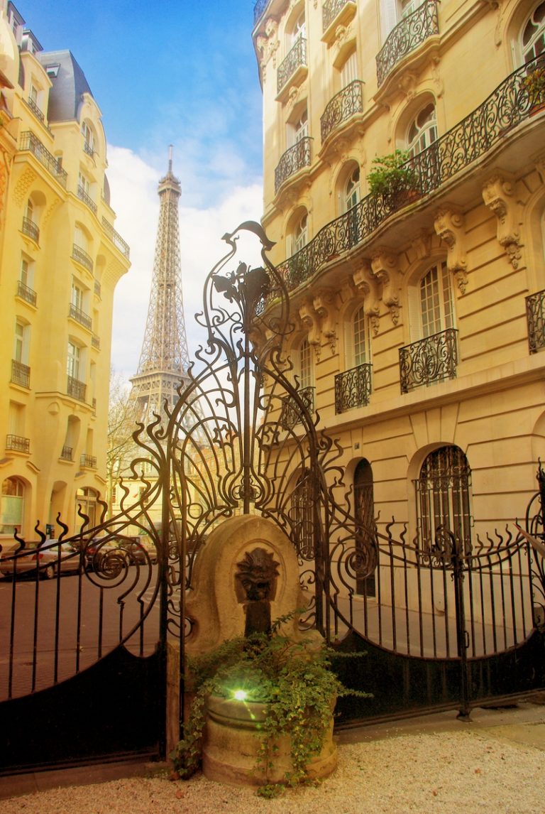 Where to shoot the best views of the Eiffel Tower? - French Moments