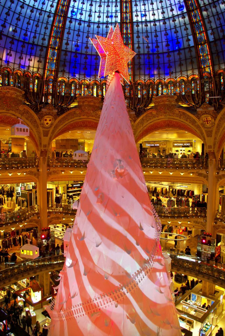 Top 20 Destinations to Visit in France at Christmas - French Moments