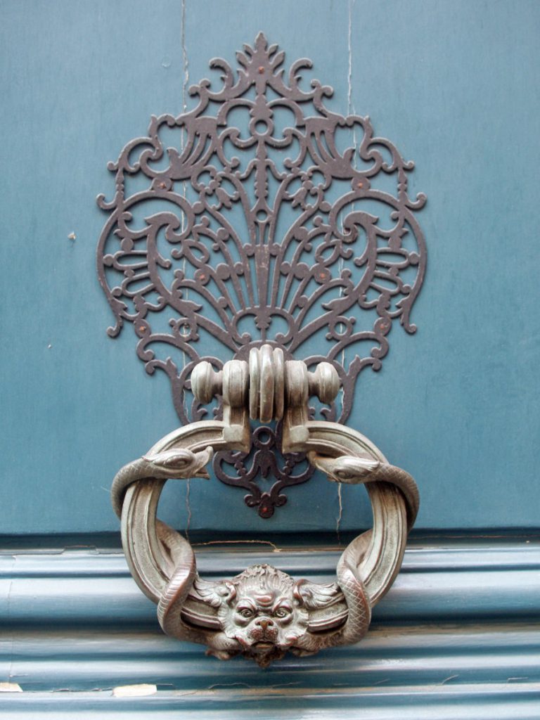Paris door knockers and handles - French Moments