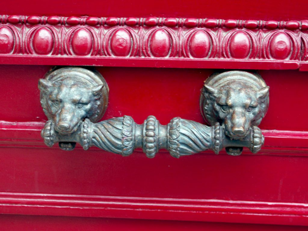 Paris door knockers and handles - French Moments