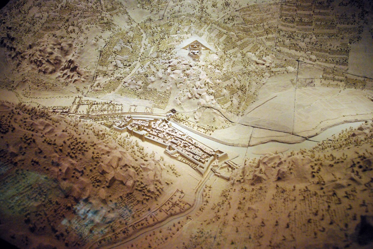 Quick guide to the Relief Map museum in Paris - French Moments
