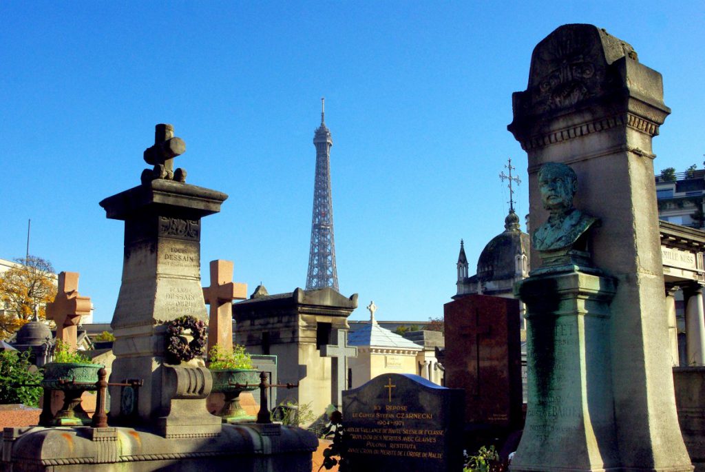 Discover the Passy Cemetery in Paris - French Moments