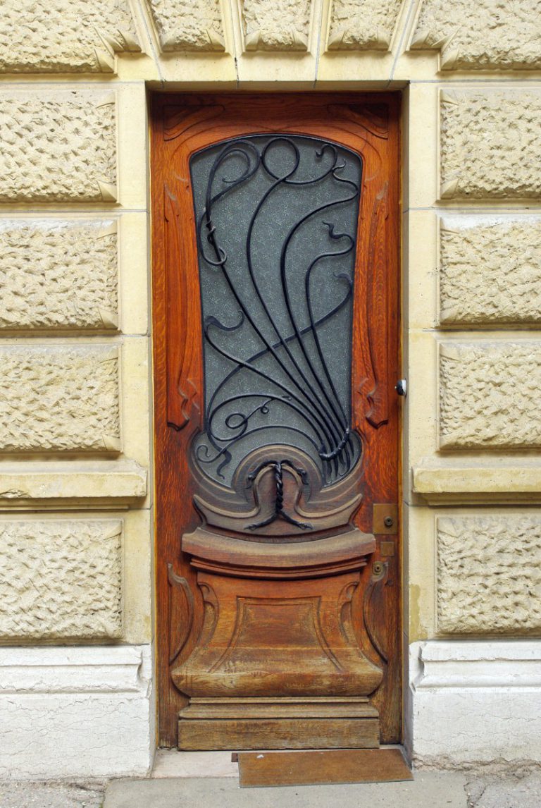 Where to find Paris' most beautiful doors? - French Moments