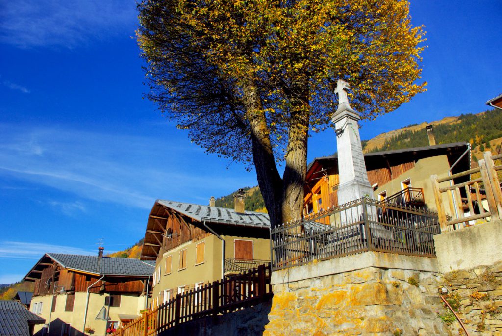 Discover the alpine village of Granier-sur-Aime - French Moments