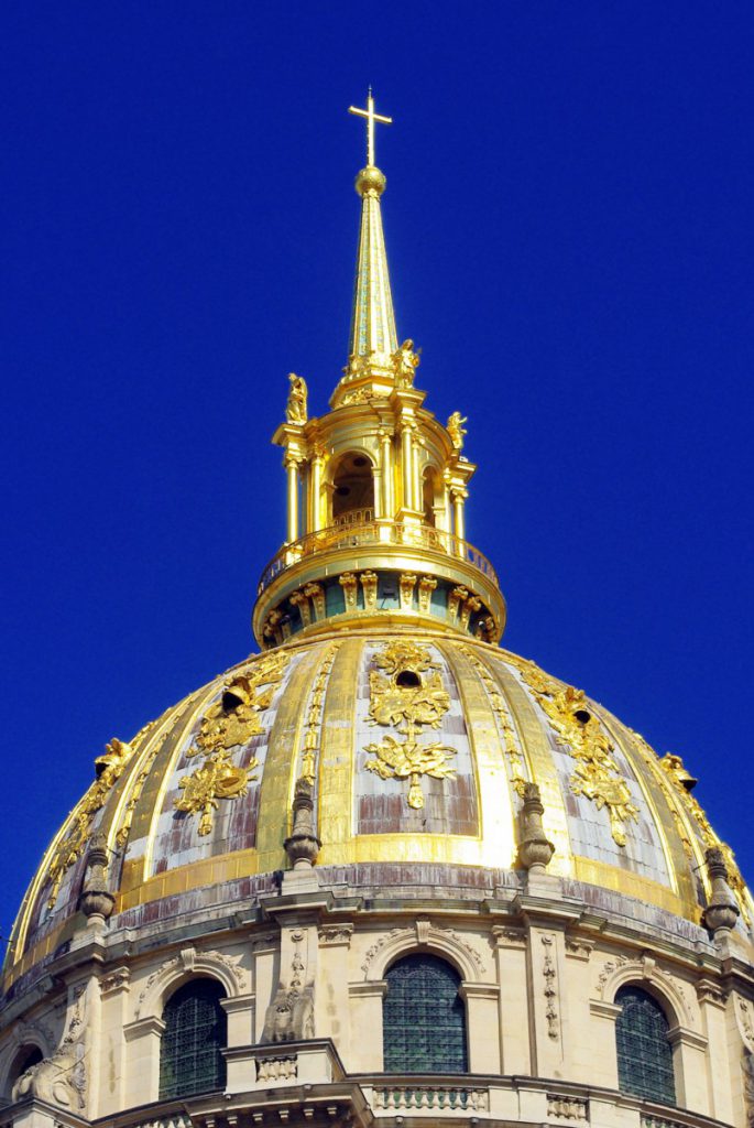 The Dome church of Les Invalides and Napoleon's tomb - French Moments