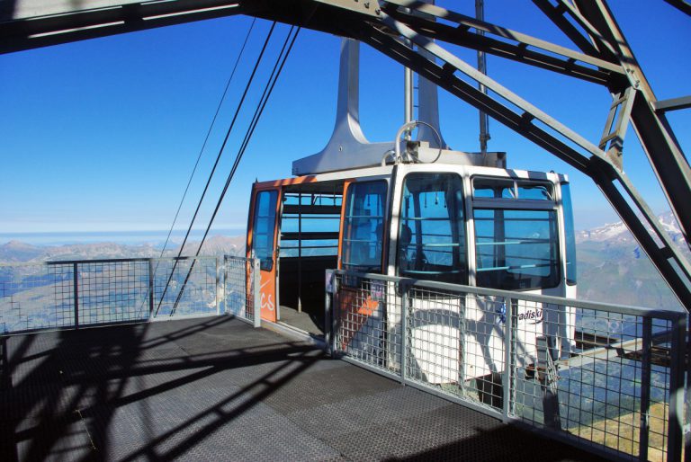 Why you should climb the Aiguille Rouge in Les Arcs! - French Moments